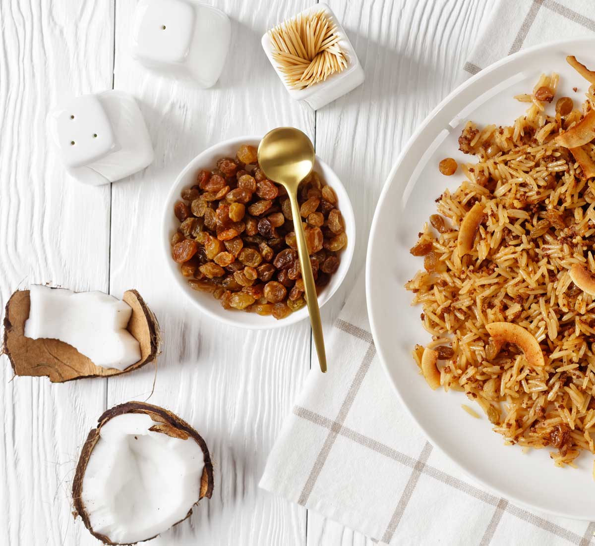 Arroz con Coco: The Ultimate Guide to Colombian & Caribbean Coconut Rice